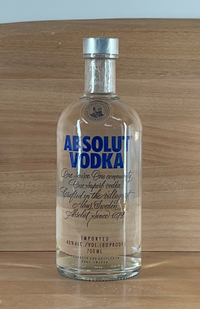 Absolut Vodka (Older bottling, 700 mL) – Panda Cellars